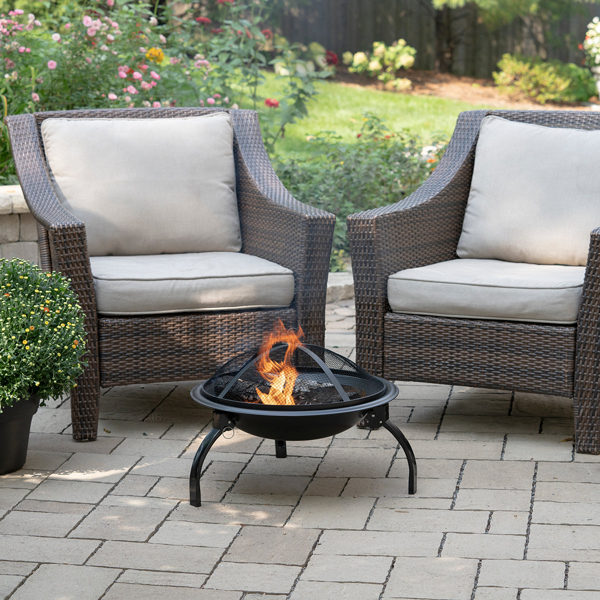 29" Round Fire Pit with Porcelain Enamel Fire Bowl – Blue Sky Outdoor ...